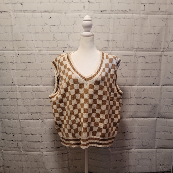 Abound | Tops | Nwt Abound Tan Ivory Checkered Vest | Poshmark